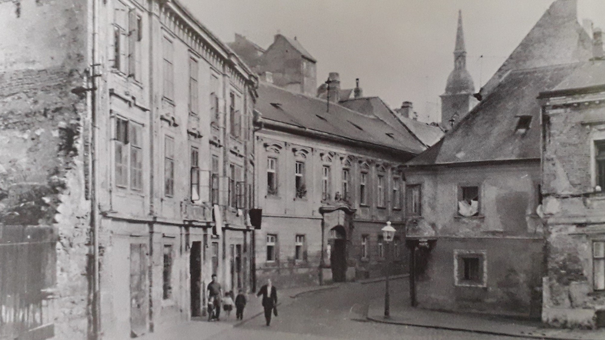 Máte radi históriu? V Staromestskej knižnici vás čaká rozprávanie o ...