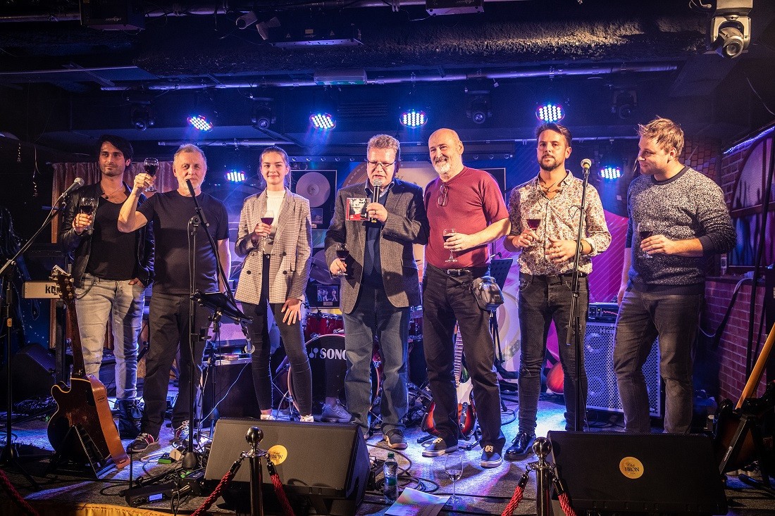 FOTO a VIDEO: Chlapci z Modusu krstili ich nový album ReGenerácia a ...