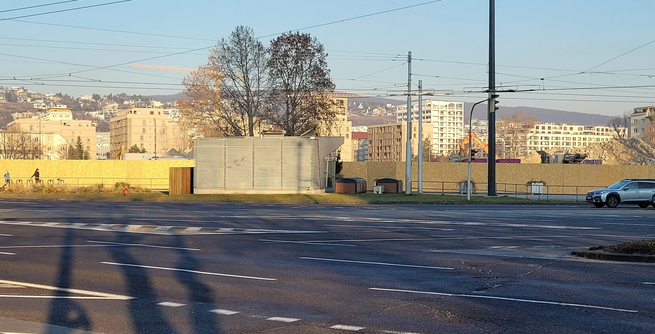 Zaskočení Bratislavčania: Plot okolo stavby Nového Istropolisu sa ...