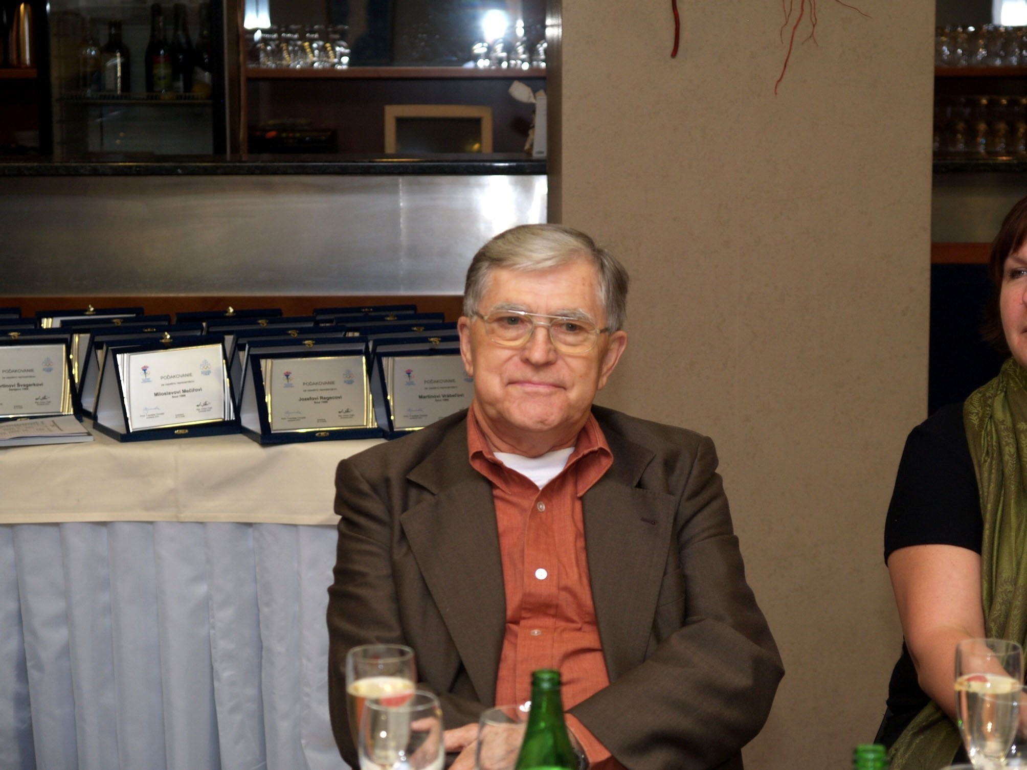 Zomrel Karol Fako, center legendárneho útoku Slovana | Šport ...