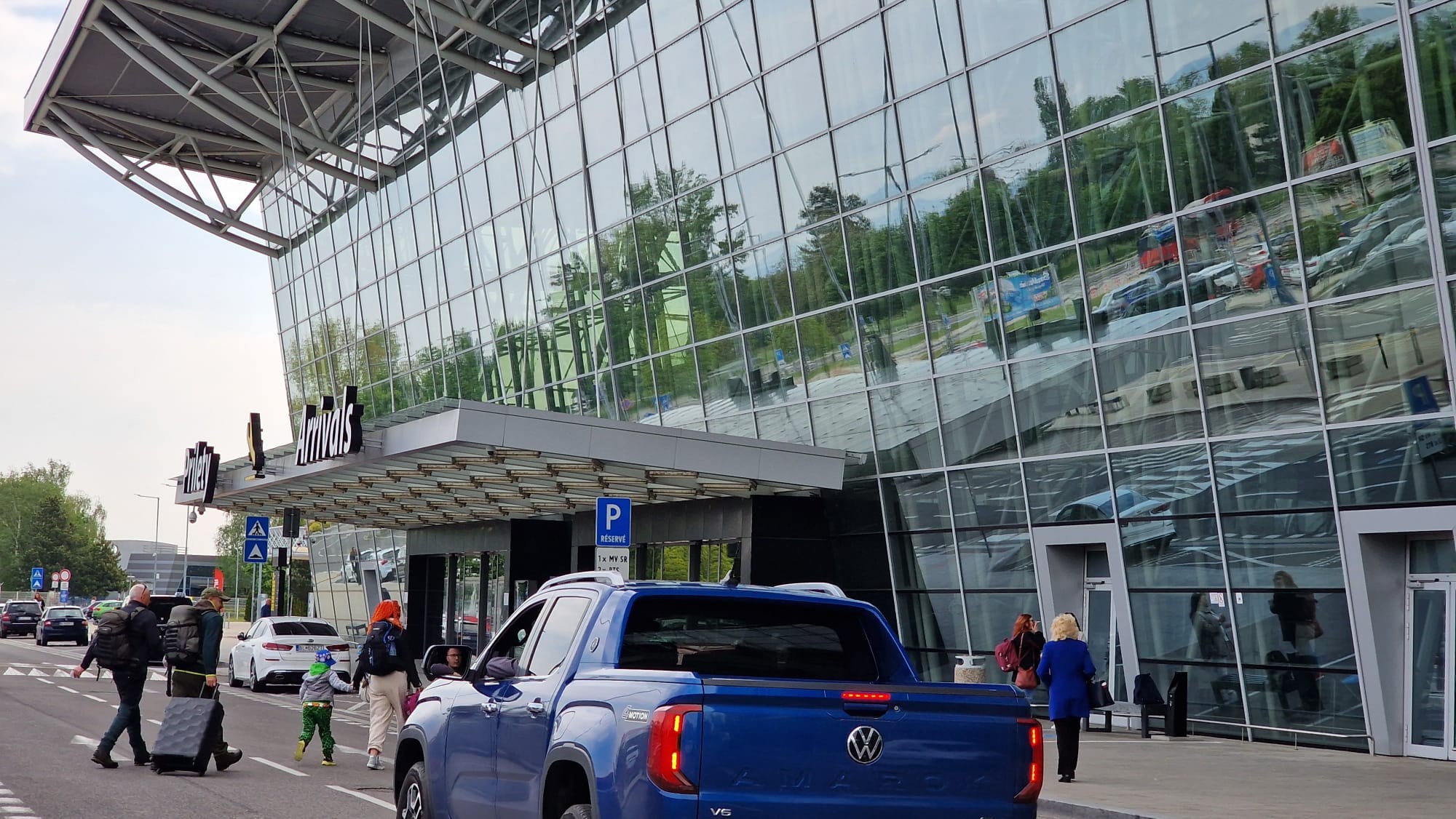 Letisko očakáva rekordných 2,4 milióna cestujúcich | Bratislavské noviny