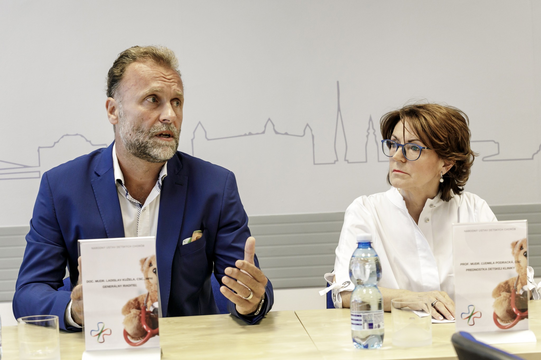 Riaditeľ NÚDCH Kužela ostáva vo funkcii, neodídu ani lekári | Aktuality ...