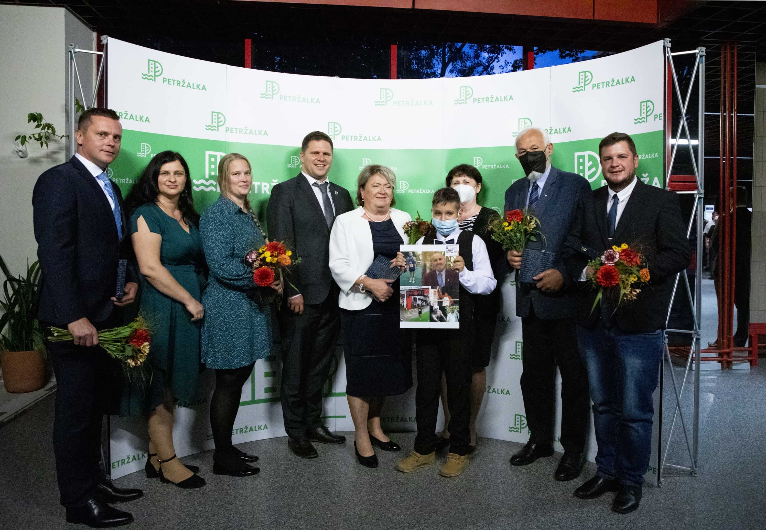 Petržalka spustila nominácie na Osobnosti Petržalky pre rok 2022 ...