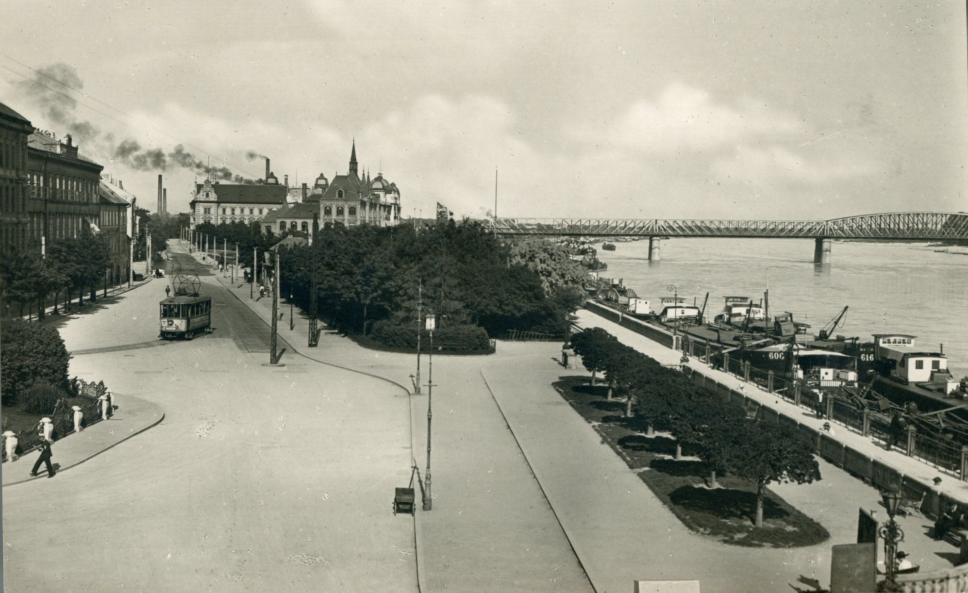 FOTO: Prejdite sa s nami v minulom čase po romantických zákutiach na ...