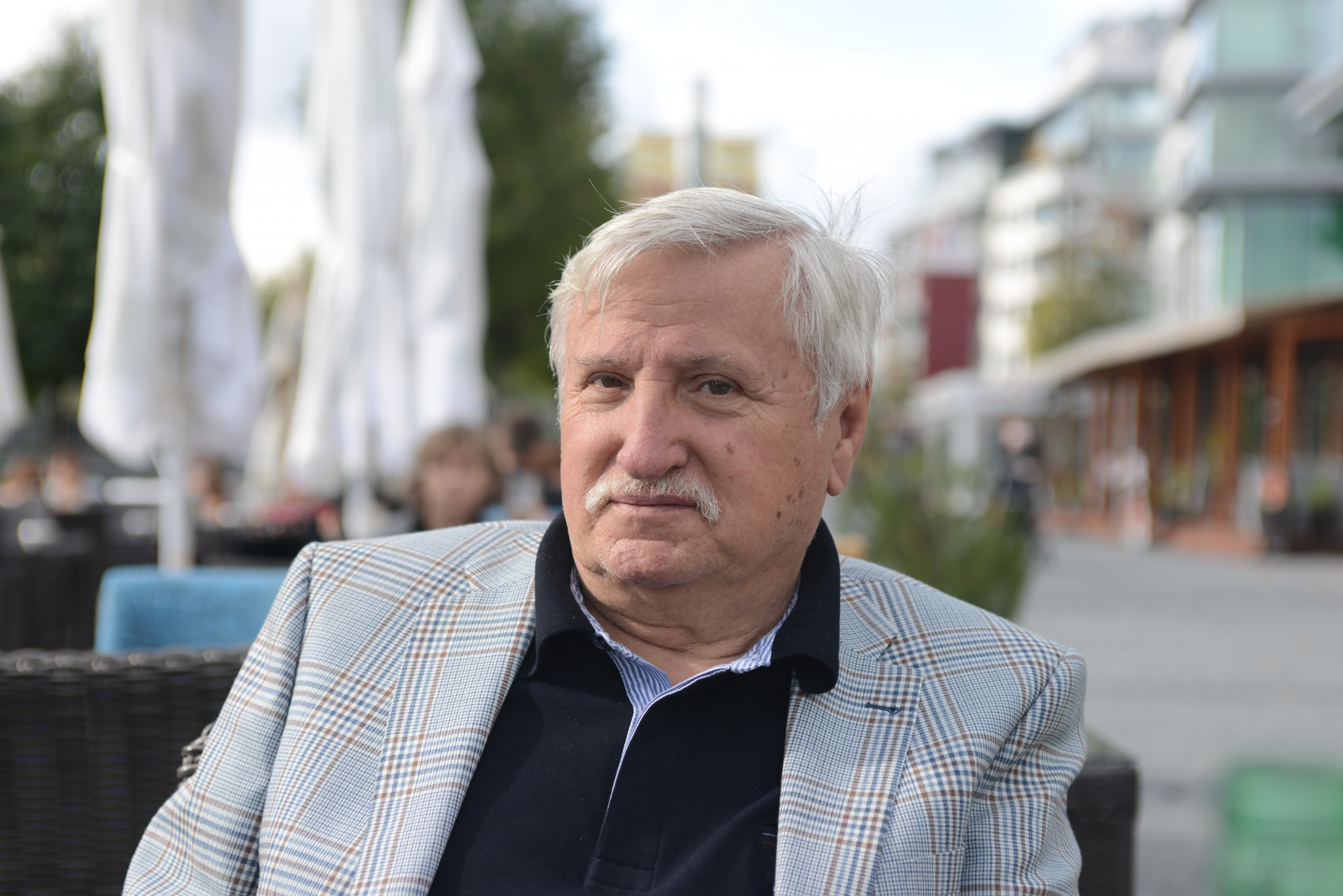 Kamil Peteraj spomína: Petržalka bola pre deti rajom | Rozhovory ...